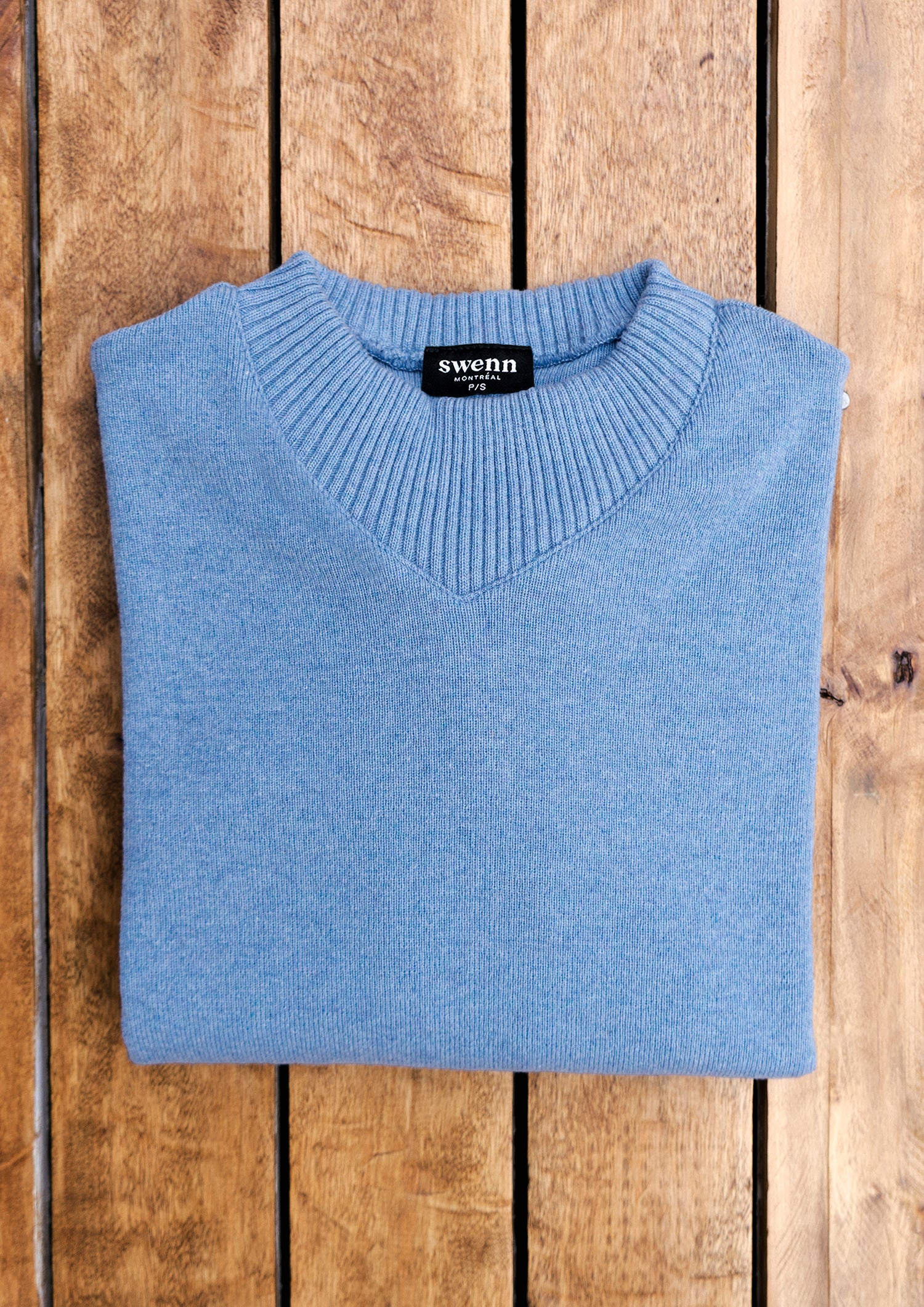 SWENN - Women high quality sweaters made in Quebec